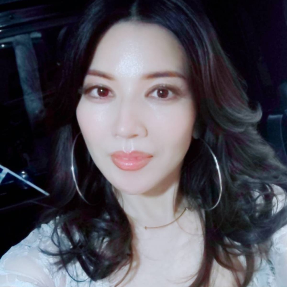 さとみのプロフィール | LuLINE(ルライン)